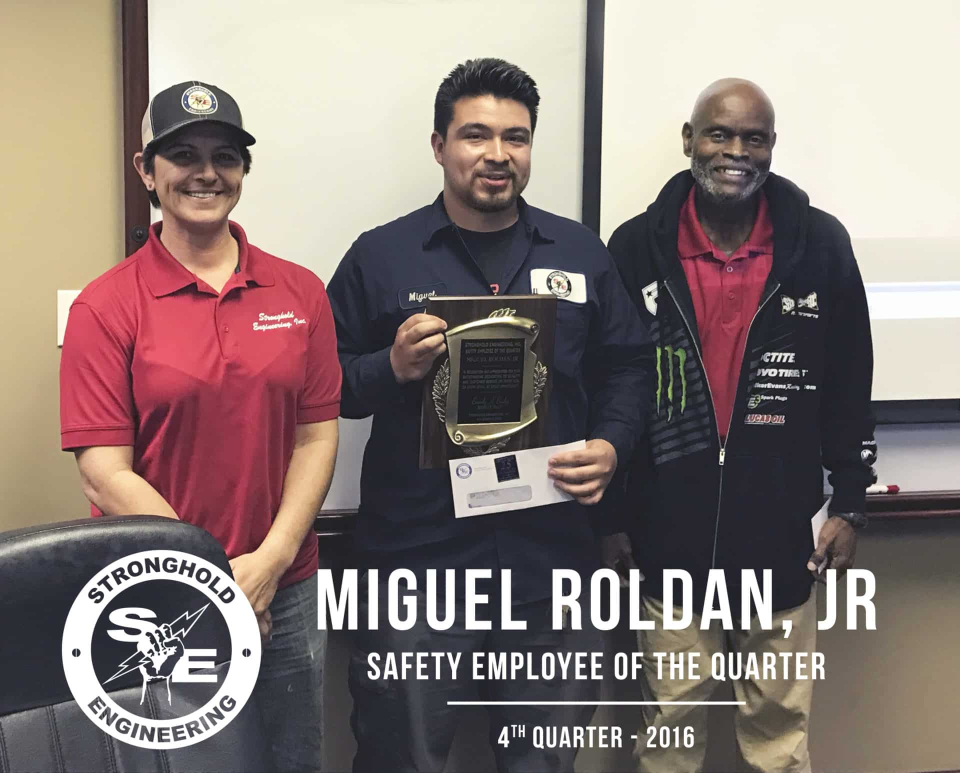 Miguel Roldan Jr. Wins Safety Employee Award - Stronghold Engineering