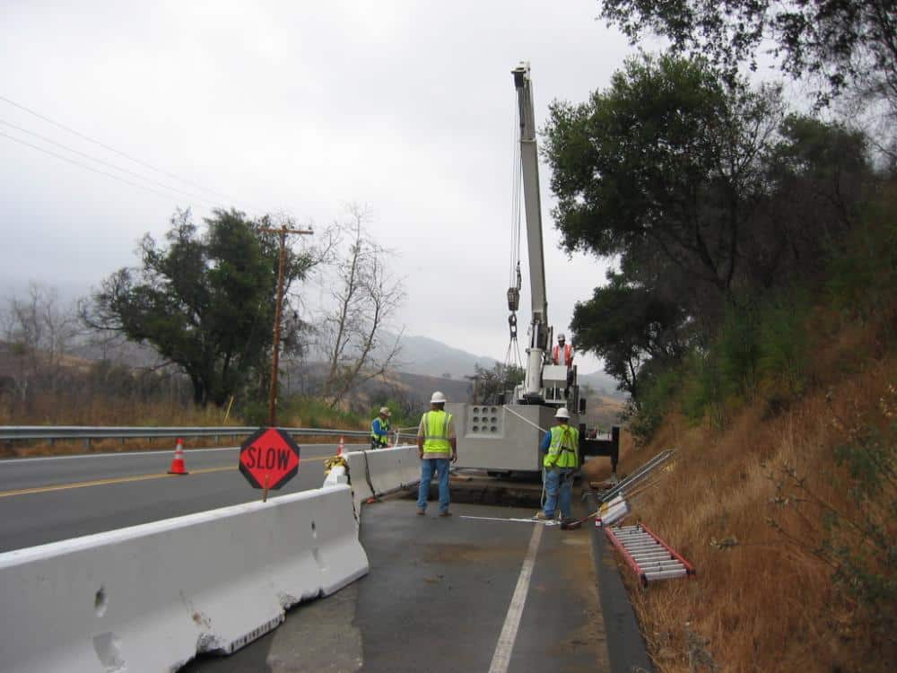 Repair Damaged Communication Lines From 43 to 53 Areas - Stronghold ...