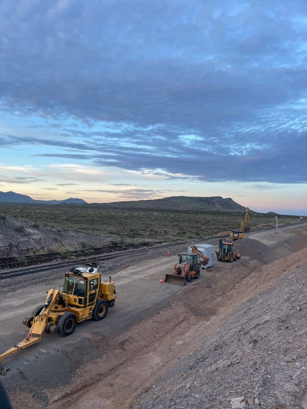 Oscuro Siding Track Extension - Stronghold Engineering